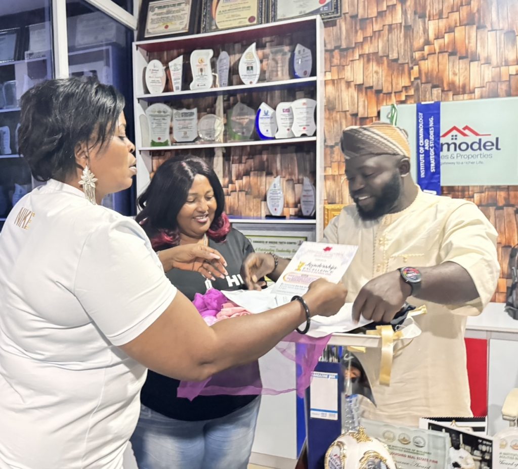 Hibiscus Female Publishers On A Courtesy Visit To Akmodel Group Of ...